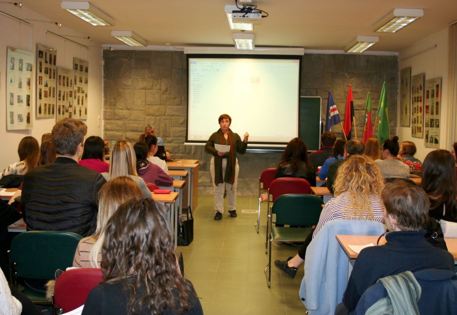 Visita à UMCS da Professora Doutora Anabela Dinis Branco de Oliveira ...
