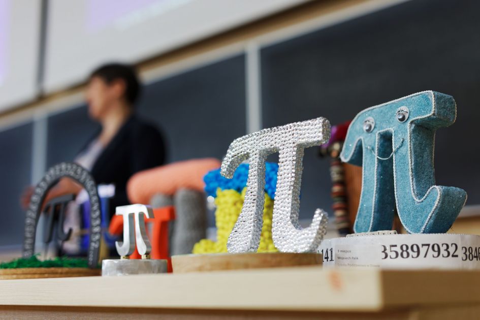 Dzień liczby Pi na Wydziale Matematyki, Fizyki i Informatyki - marzec ...