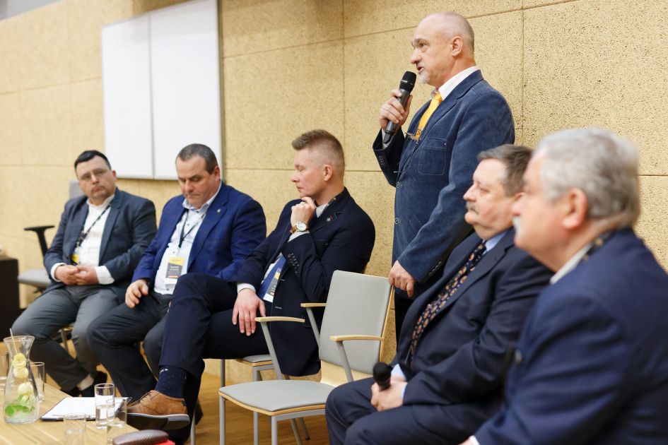 Rozpoczęcie konferencji pn. "Synergia innowacji" w ECOTECH-COMPLEX ...