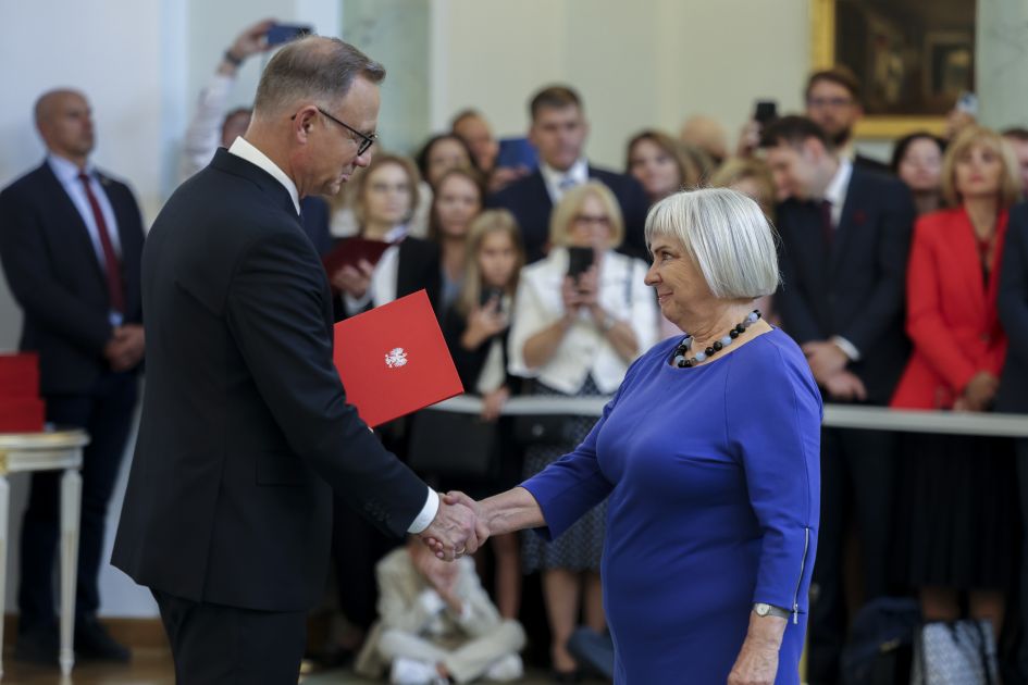 Nominacja profesorska dla prof. dr hab. Ireny Chomy - Sierpień - 2025 ...